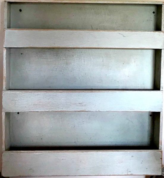 D.I.Y Shabby Chic Shelves - From Drab To Fab In An Hour